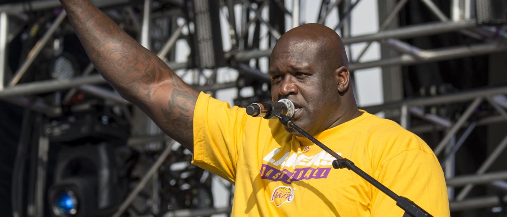 Rocking the Stage: DJ Diesel Tour 2025 Unveiled!